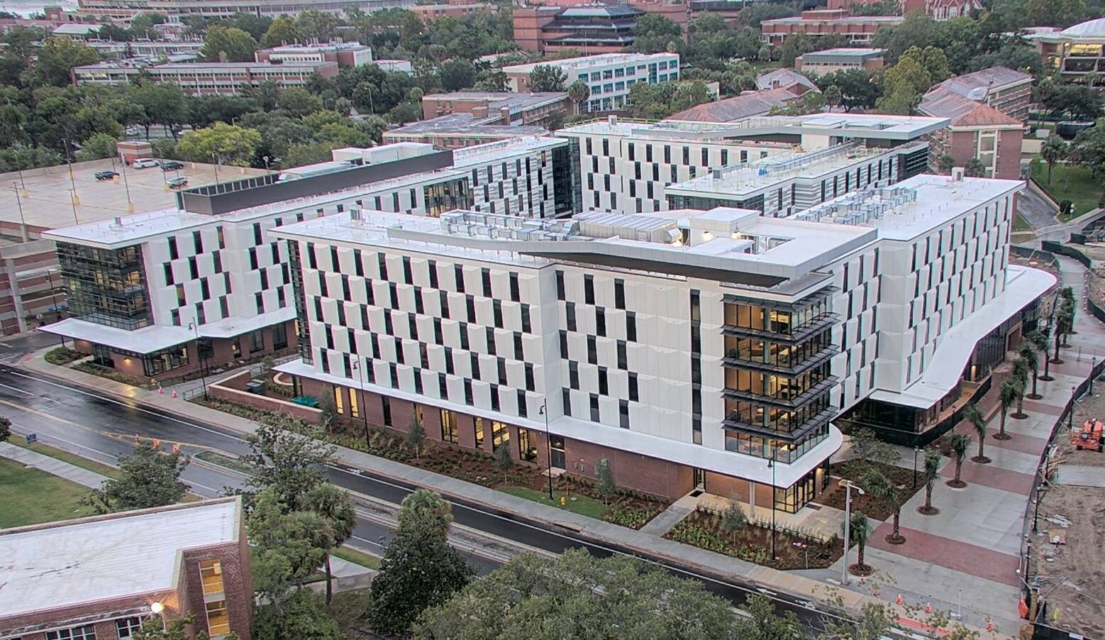 University of Florida New Undergraduate Residential Complex with Honors College - Weitz